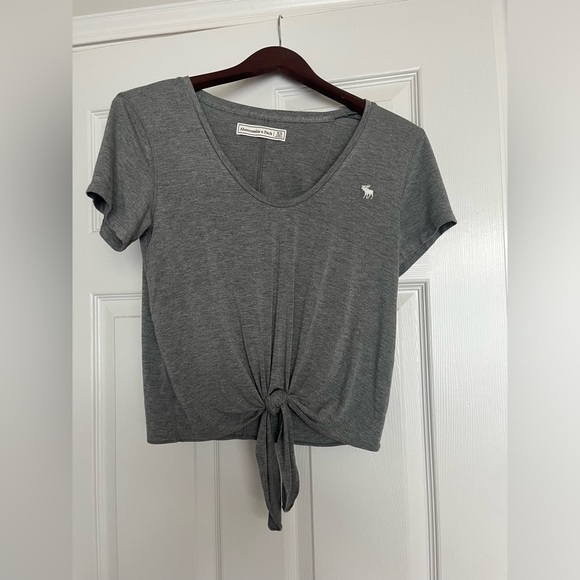 Abercrombie & Fitch | Tops | Grey Abercrombie Tshirt With Tie Front | Poshmark